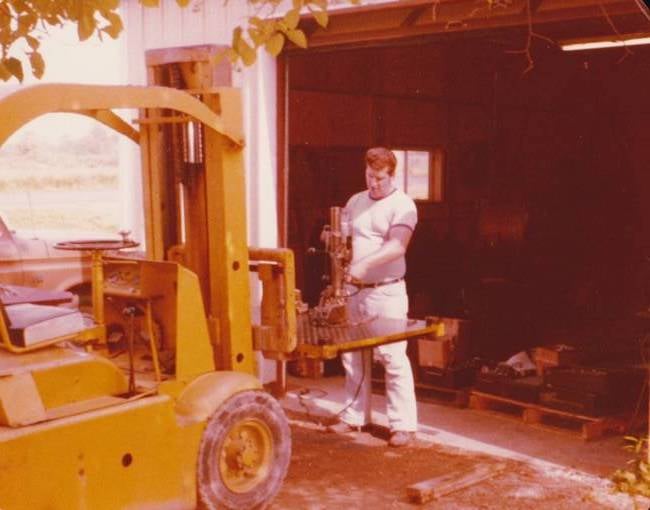 CNC Machine Shop – About Us | Stecker Machine