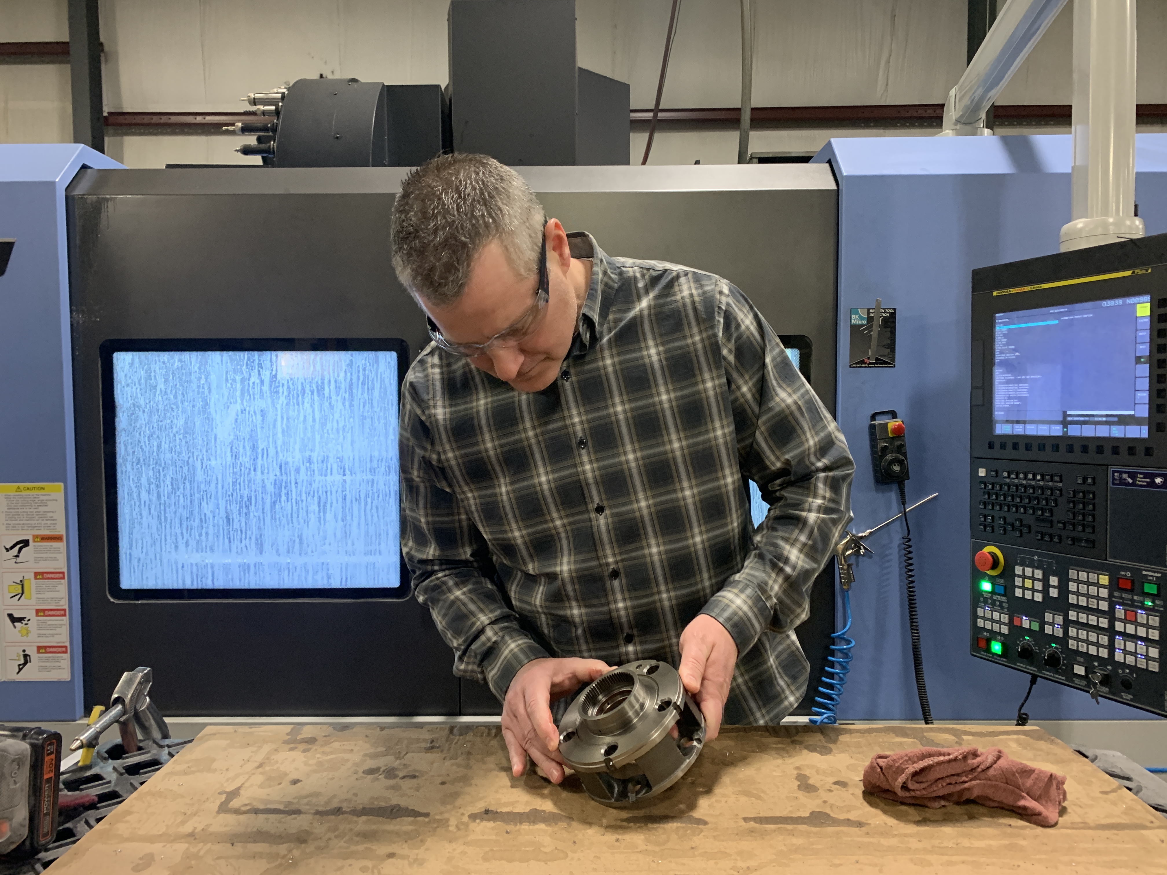 CNC Machine Parts Photo Gallery Celebrates Precision Manufacturing